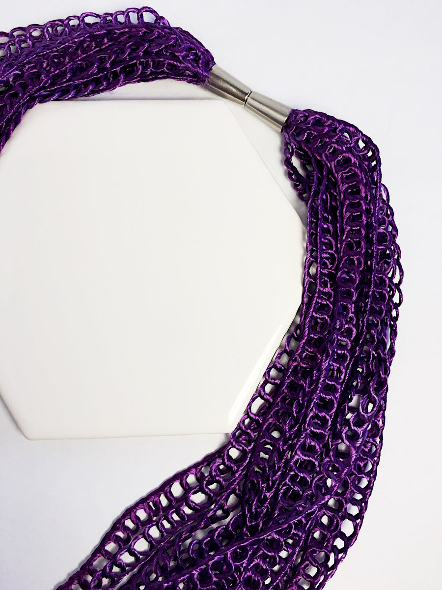 Vegan Silk Chain Necklace – Mariposa Skies